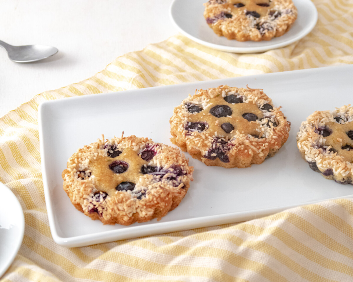 Vegan Blueberry Financiers | Quick and Easy Recipe